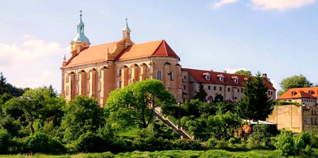 Wycieczka - Winna Góra, Pyzdry, Ciążeń, Ląd | Politechnika Poznańska