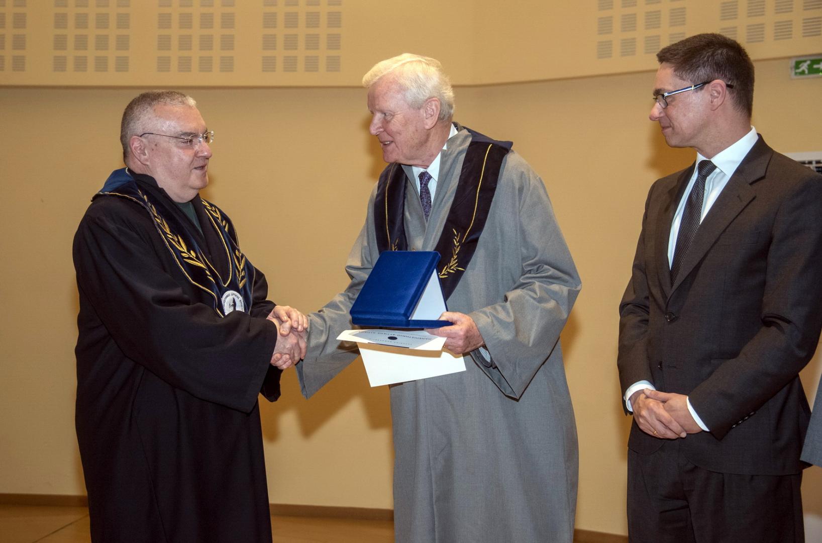 Profesor Roman Słowiński Doktorem Honoris Causa University of West ...